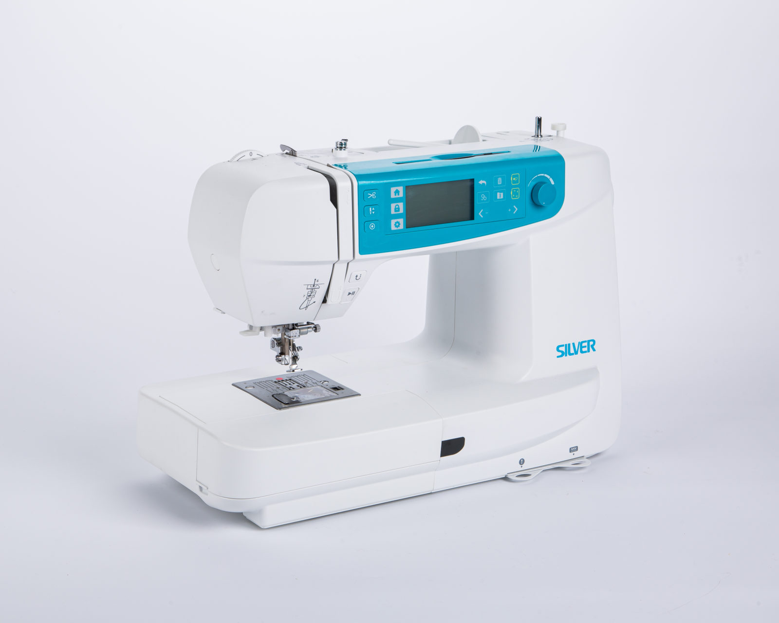 CH01 | Silver Sewing Machines